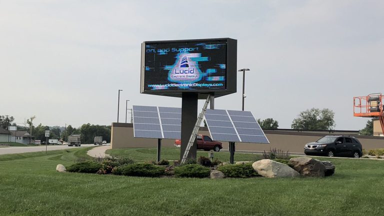 Digital Billboards – Outdoor LED Advertising Displays | Lucid